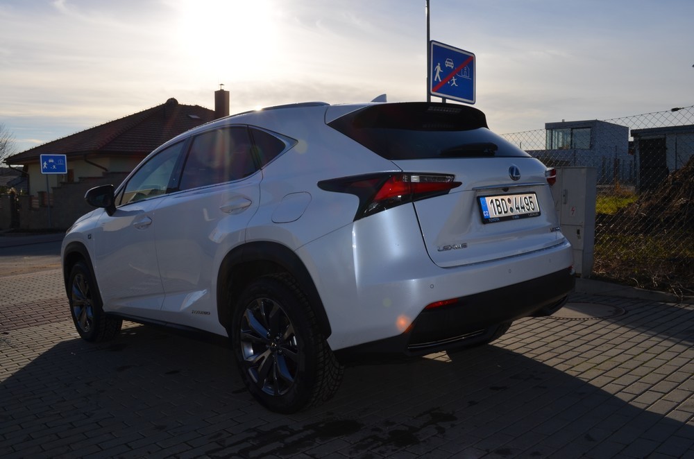 Lexus NX 300h F-sport AWD | Tuning-in.cz